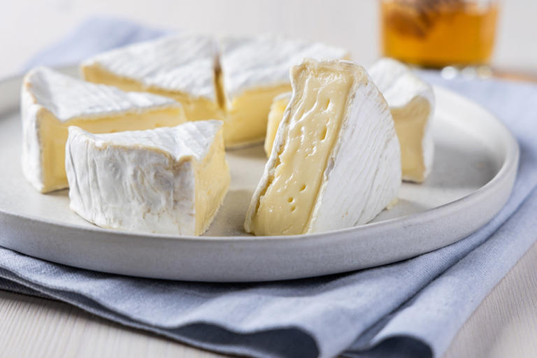 Cheese shortage fears as UK bans imports from Europe