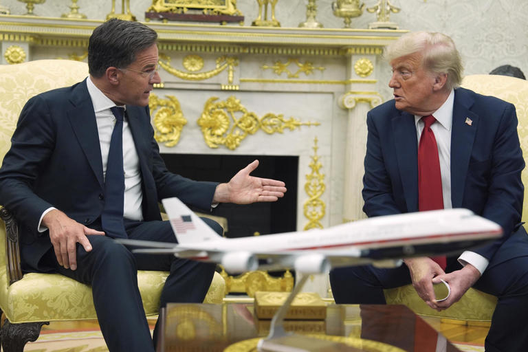 Trump promises "100%" secondary sanctions on Russia if a peace ...