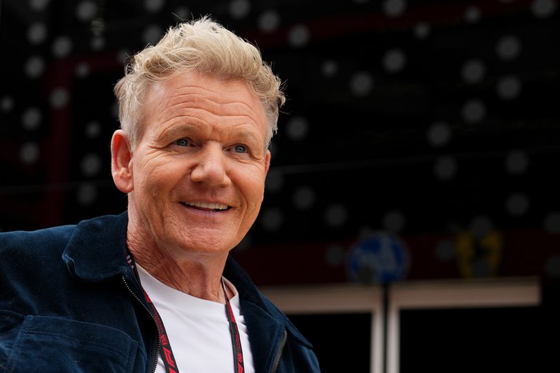 Gordon Ramsay adds to fortune with 'cookbook' telling 'idiots' how to ...