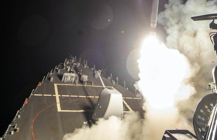 Ue-Nato formano il drone wall, Zelensky vuole i Tomahawk