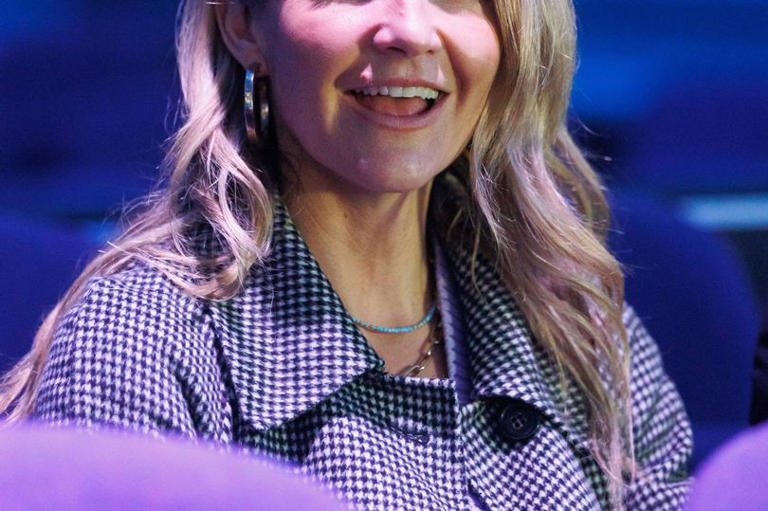 Helen Skelton makes 'wildly unprofessional' comment in Strictly Come ...