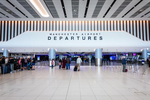 Full list of Manchester Airport flight and cancellations today