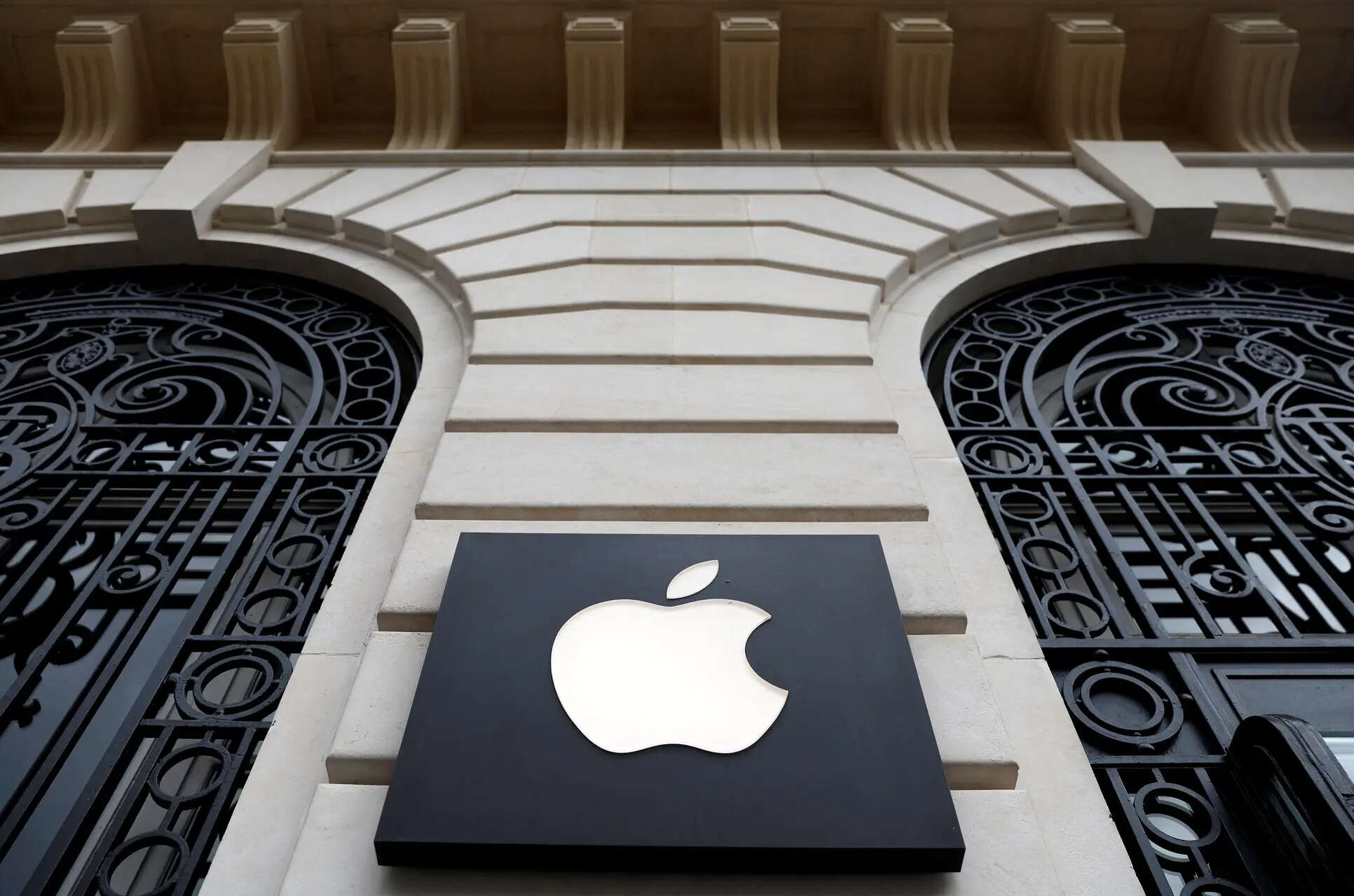 Apple pours $500 million into MP Materials in rare earths power move ...