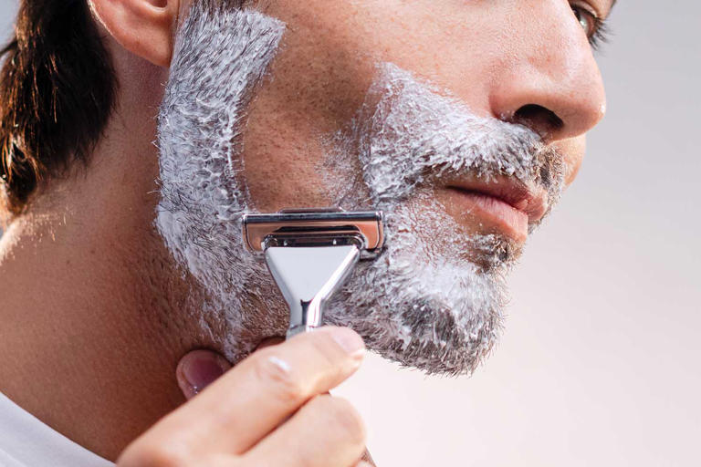 Review: Supply’s Single-Blade Razor Promises an Old-School Barbershop Shave