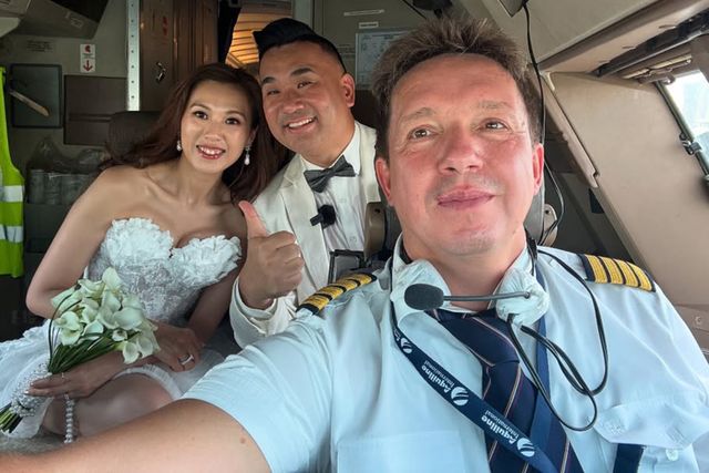 Aviation Influencers Clear Out Aisles on Boeing 747 Plane for Mid ...