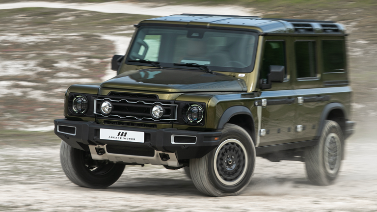 Custom Ineos Grenadier and Quartermaster Off-Roaders Tease Portal Axles ...