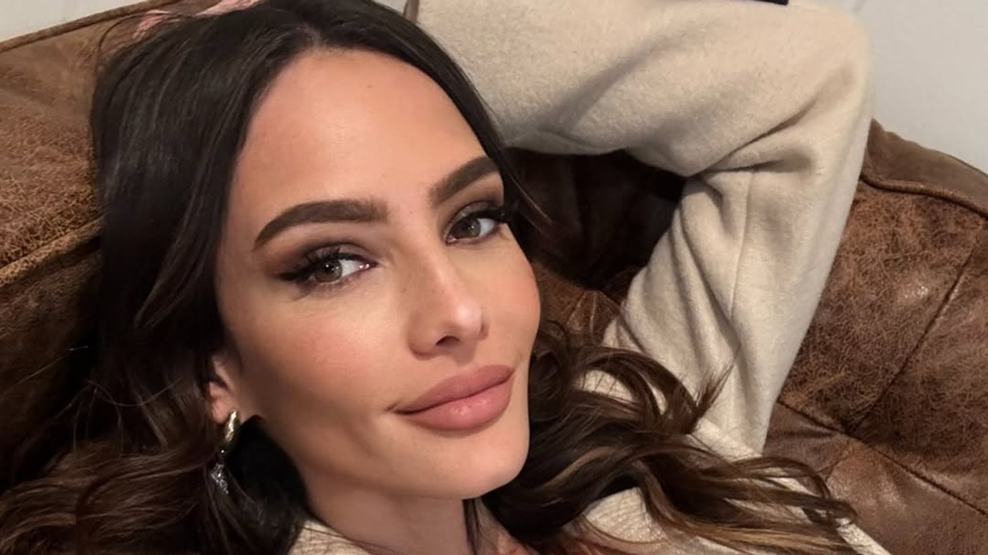 Sandra, la bella hermana de Sofía Vergara, se une al elenco de 'Selling Sunset'