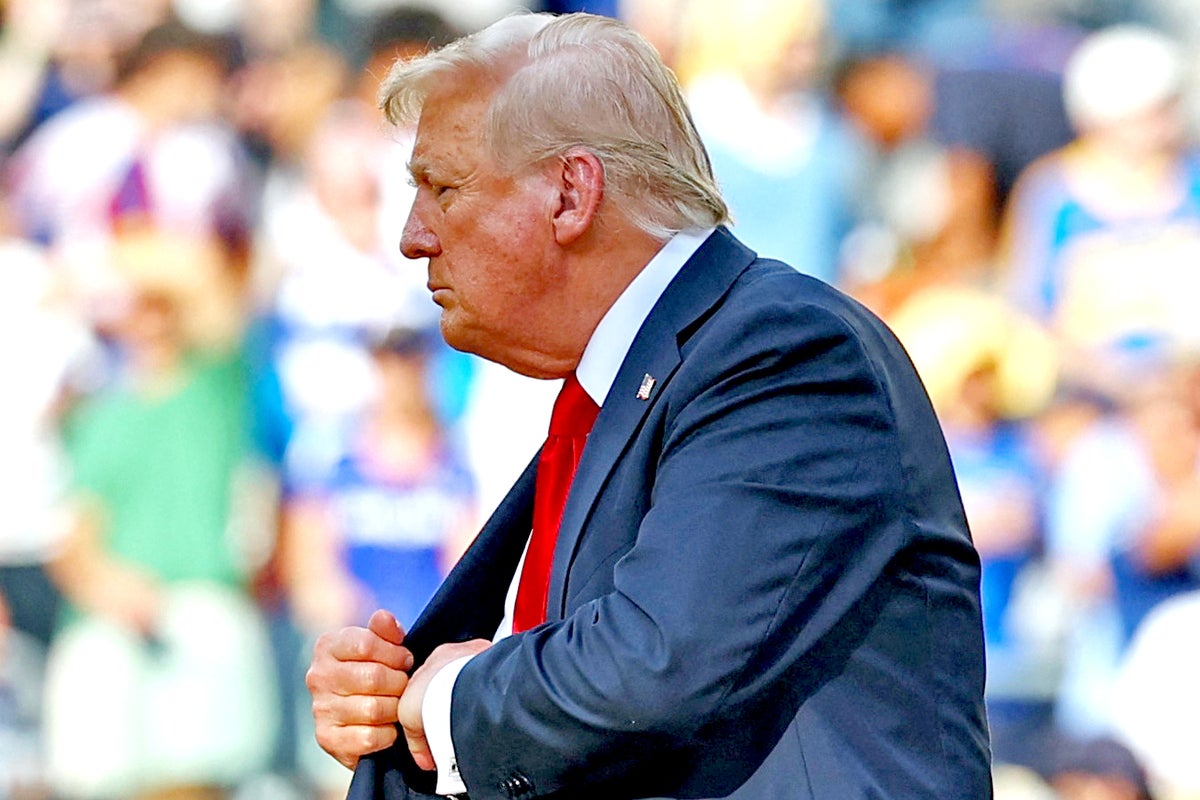 Trump seen pocketing FIFA medal as he walks on stage to hand Chelsea ...