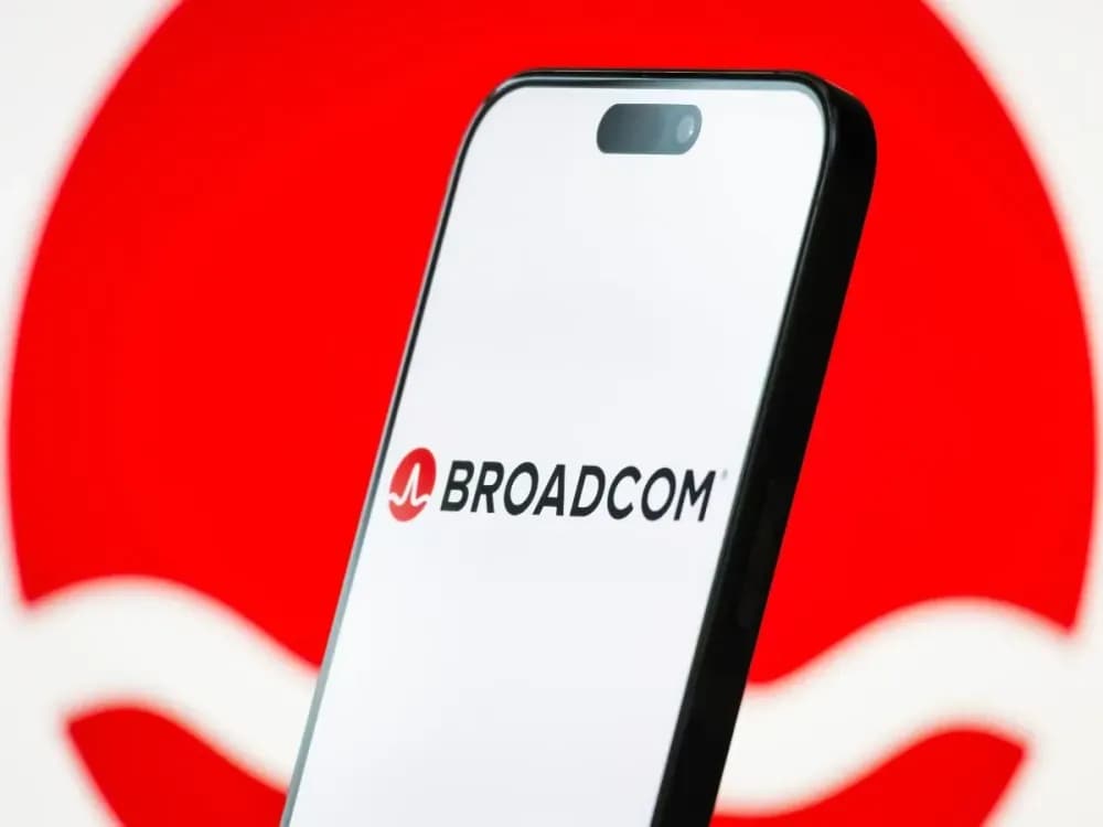 Broadcom Launches Tomahawk Ultra To Speed Up AI Data Crunching: Retail ...