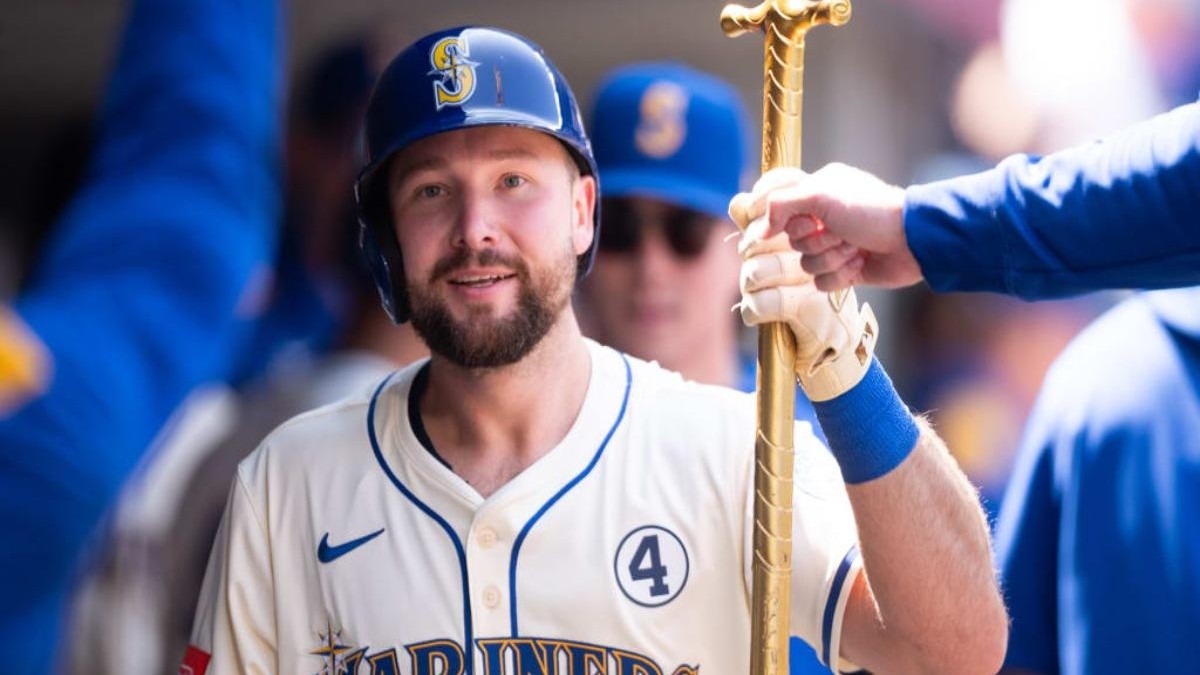 Cal Raleigh Joins Mike Piazza with a Historic MLB Offensive Feat