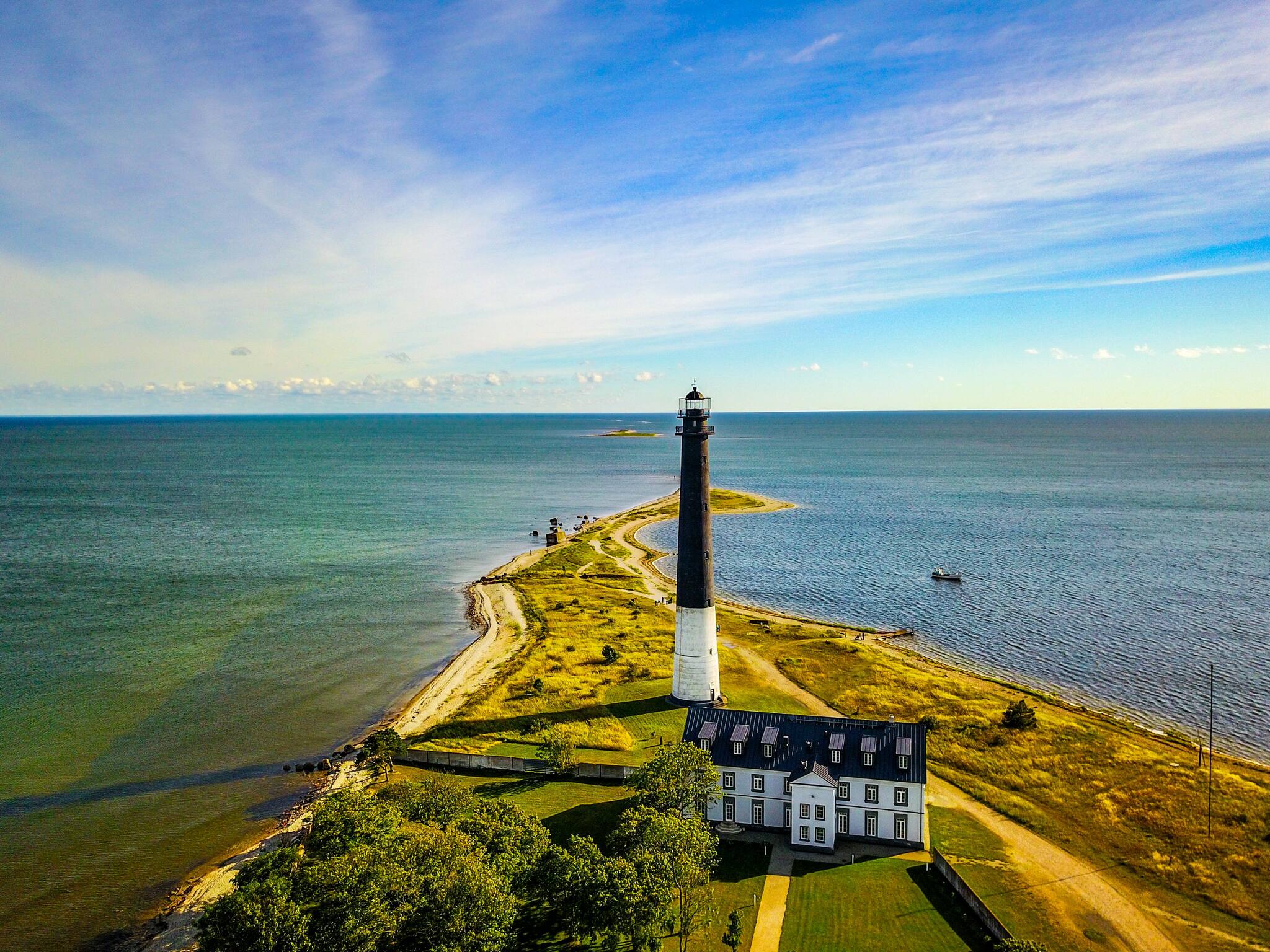 10 schöne Inseln in Estland für Sommerurlaub ohne Massentourismus