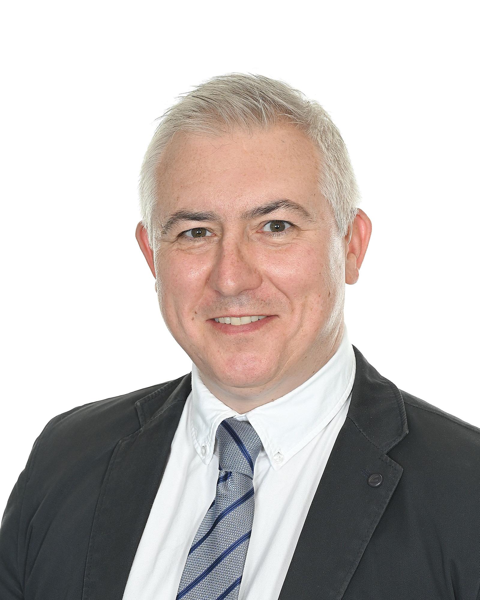 Work needed to reverse High Street decline in Falkirk