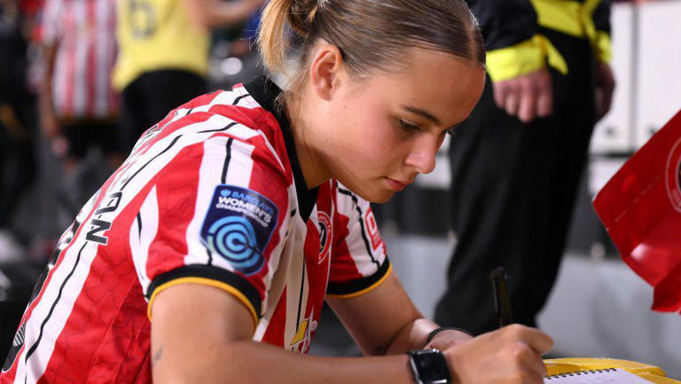 Connolly-Jackson signs for Rangers as Browning joins Well