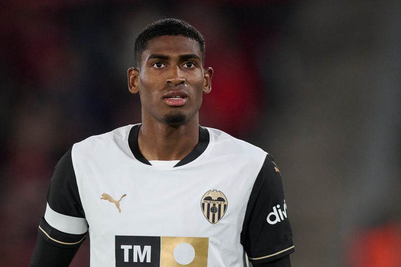 Cristhian Mosquera to Arsenal transfer latest as fee agreed and medical ...