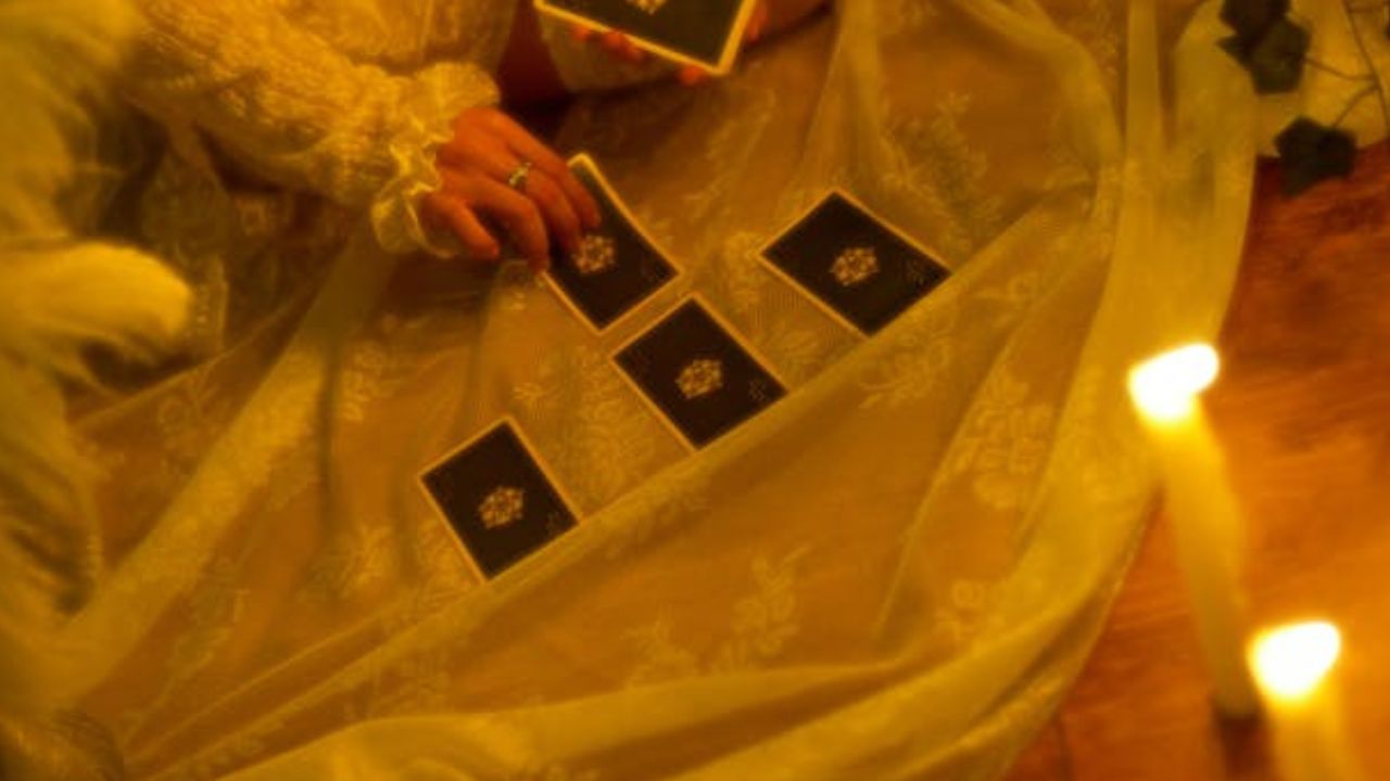 Cosa rivela il Mazzo Gitano per la tua settimana: attenzione all’amore ...