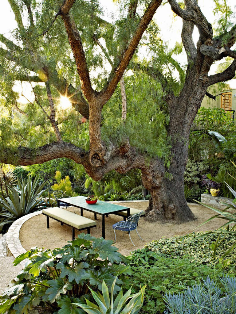 Don't Let This COSTLY Mistake Ruin Your Home's Curb Appeal