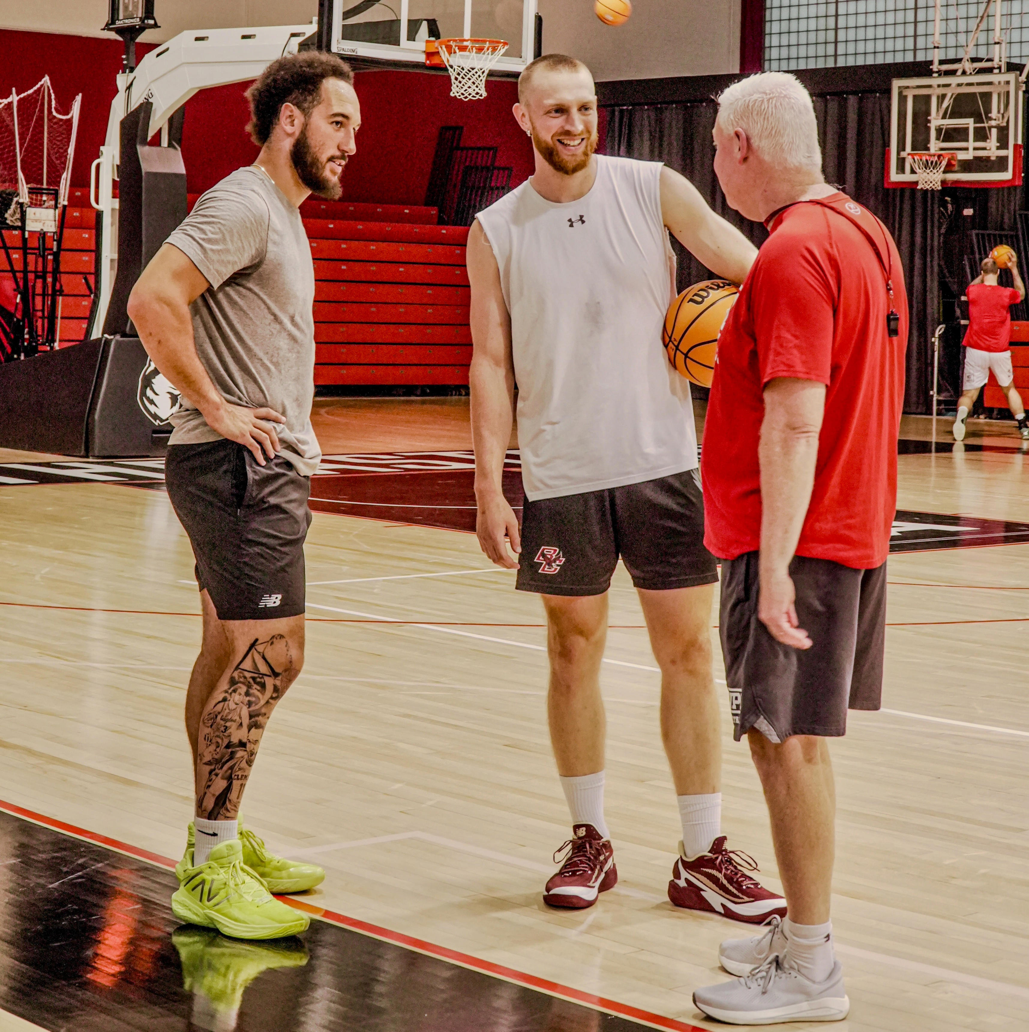 Local coaches Leonelli, Bartley helm Boston vs. Cancer team competing ...