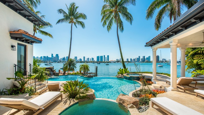 Here's What To Know About HGTV's Divided By Design