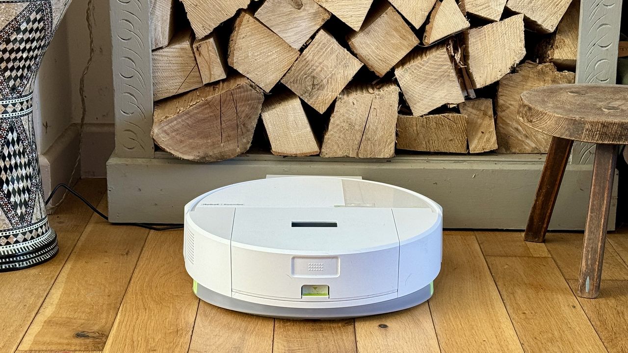 Roomba's new dust-compressing robovac looks great in theory but is a ...