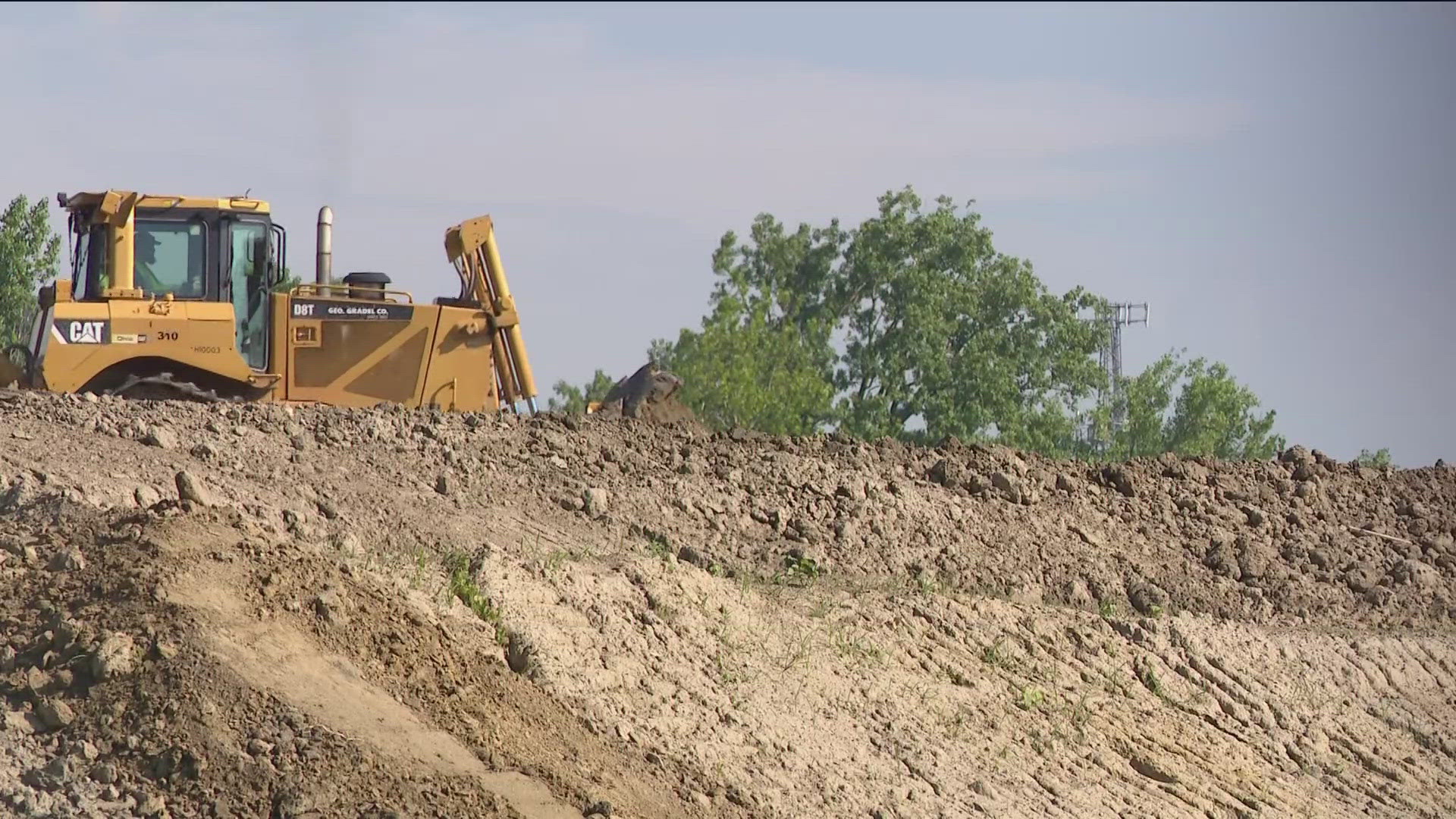 Toledo to issue stop-work order on controversial Rocky Ridge mining ...