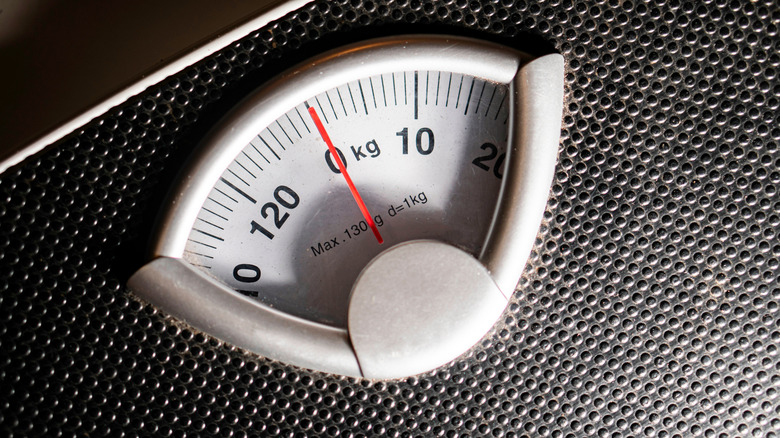 You Can Estimate Your Travel Trailer's Tongue Weight With A Bathroom ...