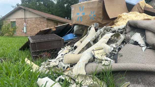 ‘I don’t know what to do.’ Hunt man rides out flood in attic
