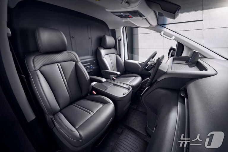 현대차, 전기 상용차 '2026 ST1' 출시…실구매가 2500만원대부터
