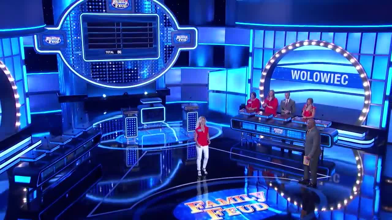 Fast Money FAIL cracks up Steve Harvey!