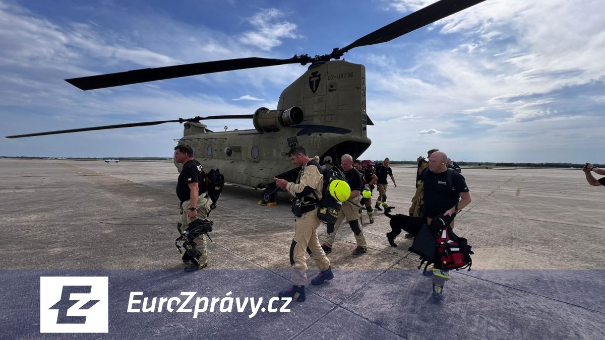 OBRAZEM: Čeští hasiči pomáhají po povodních v Texasu. Čelí extrémním ...
