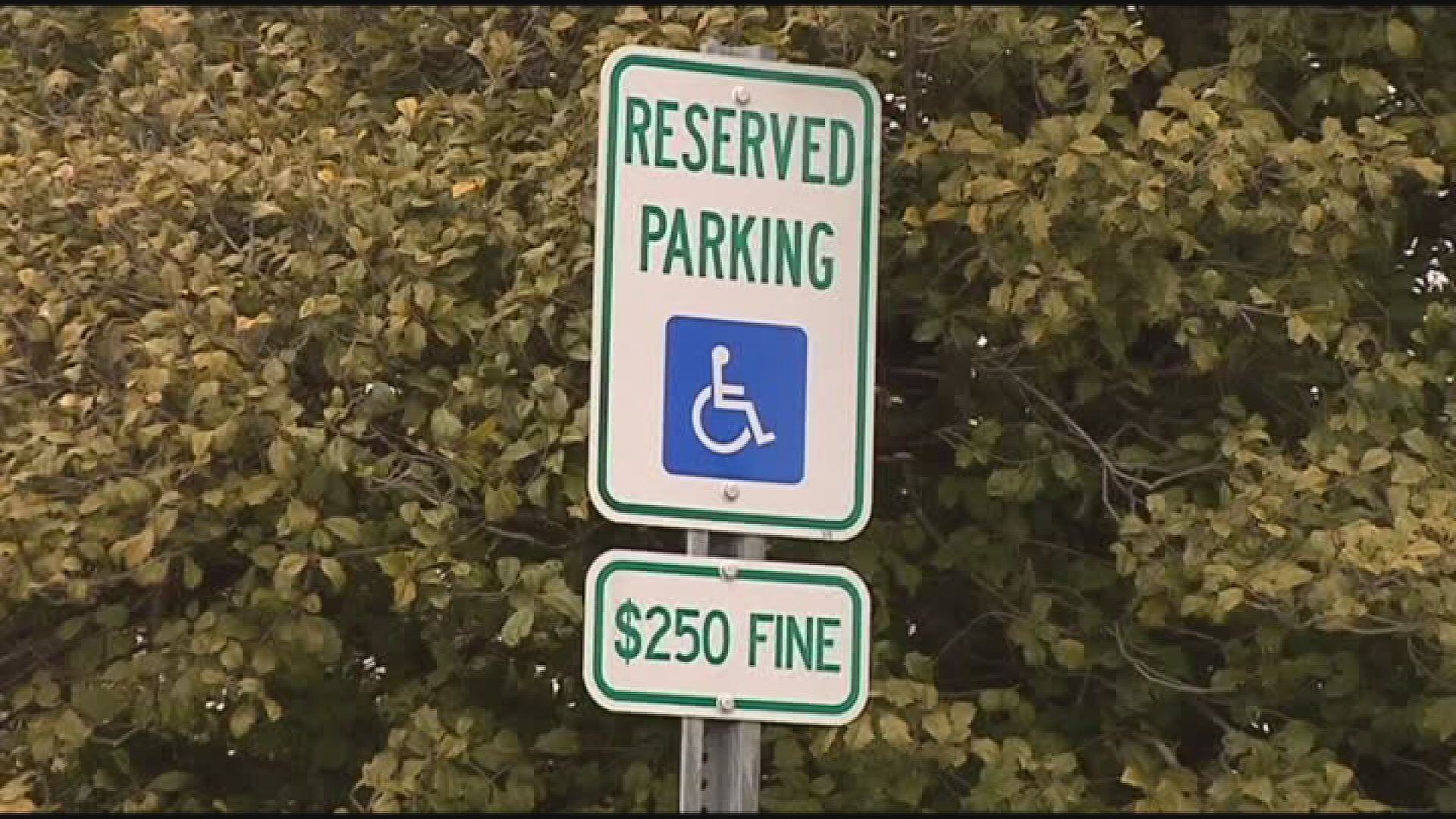 New Florida law gives pregnant women access to temporary disabled parking