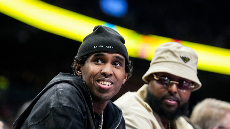 Drake’s Friend, Rapper Top5, Reportedly Stabbed In London