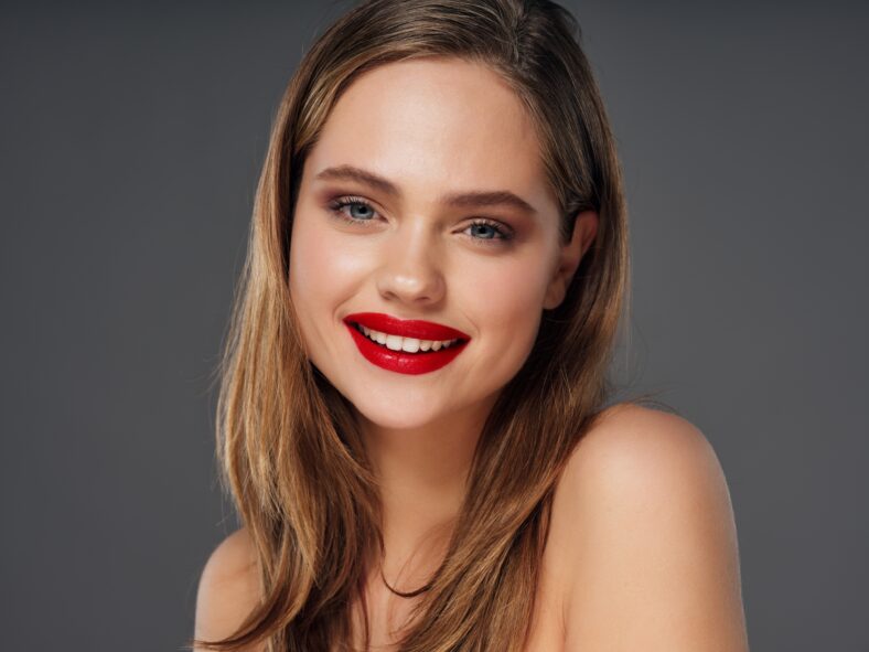 7 Signs Your Partner Is Playing You