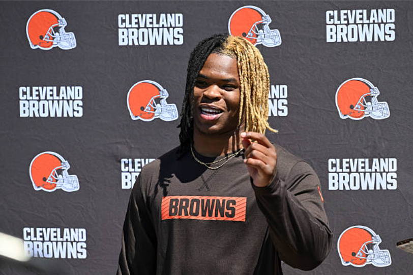 Chilling 911 call details emerge as Cleveland Browns rookie Quinshon ...