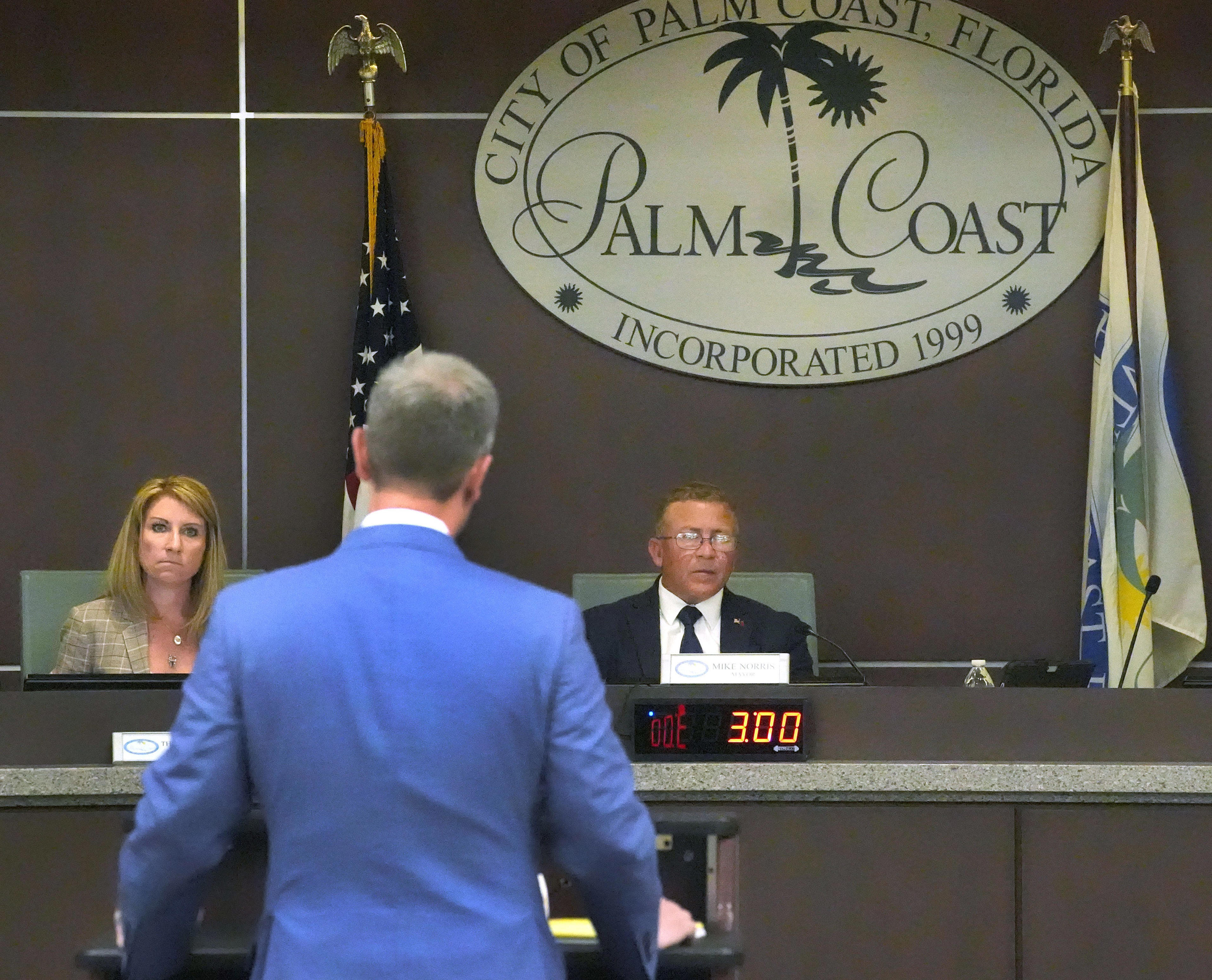 Palm Coast Council censures Mayor Norris, will ask Gov. DeSantis to ...