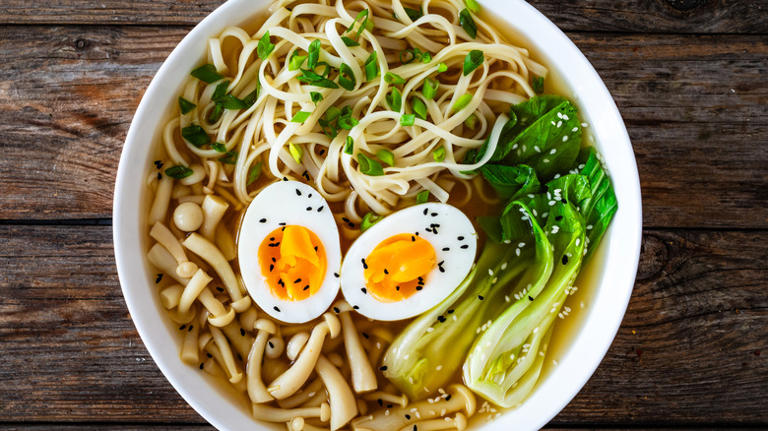 7 Tips For Making Restaurant-Worthy Ramen At Home, According To ...