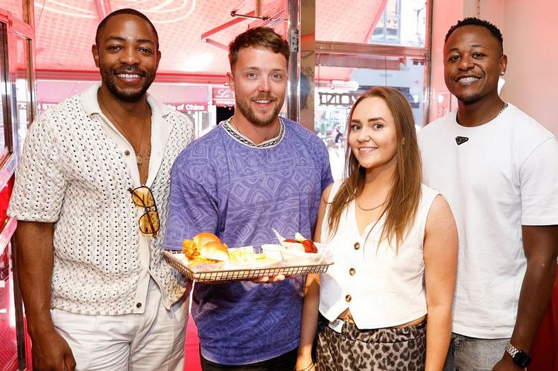 Rory Finlay wins Eddie Rocket's hamburger eating competition and ...