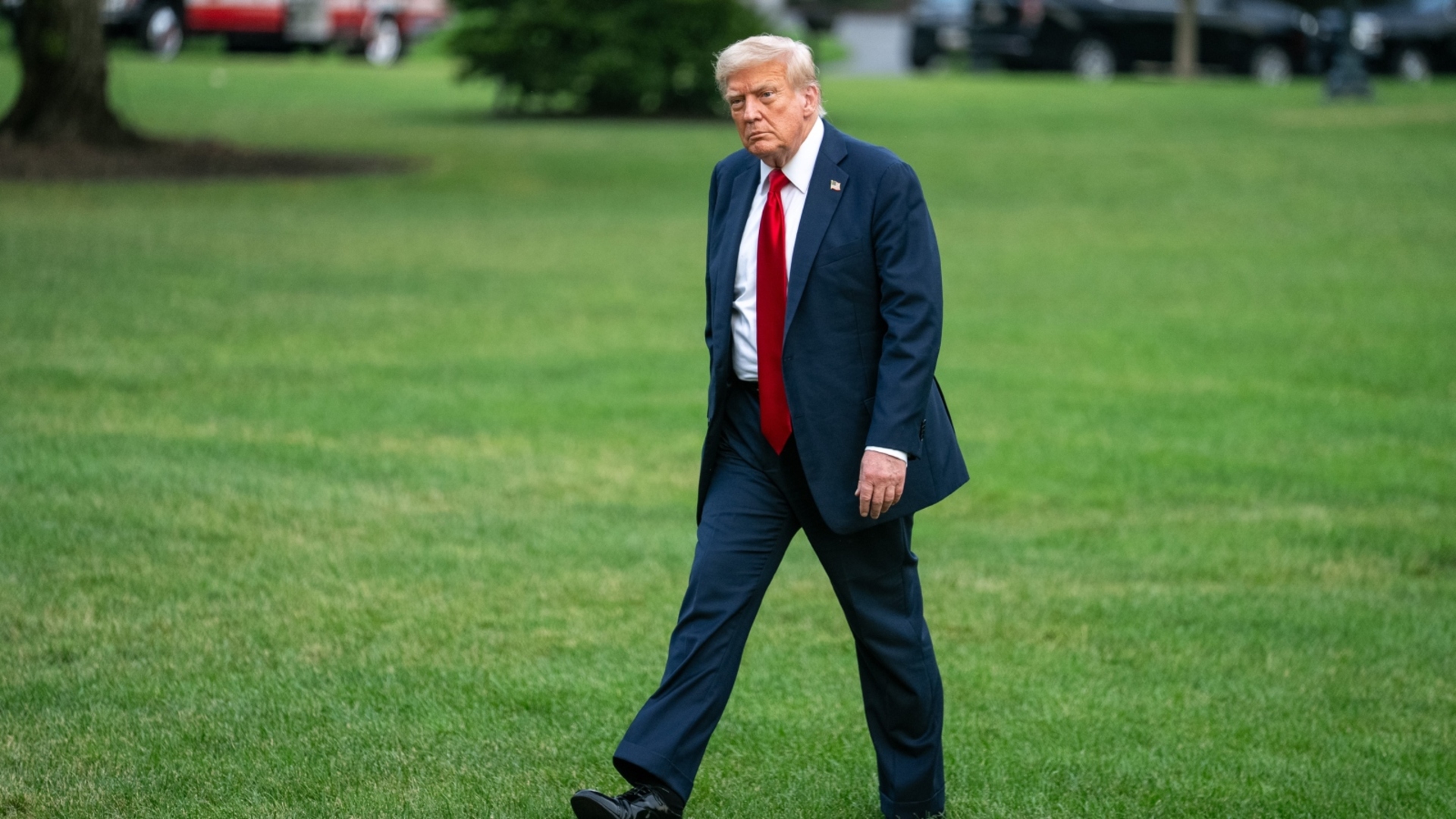 Trump takes aim at the Fed for not lowering inflation rates in the US