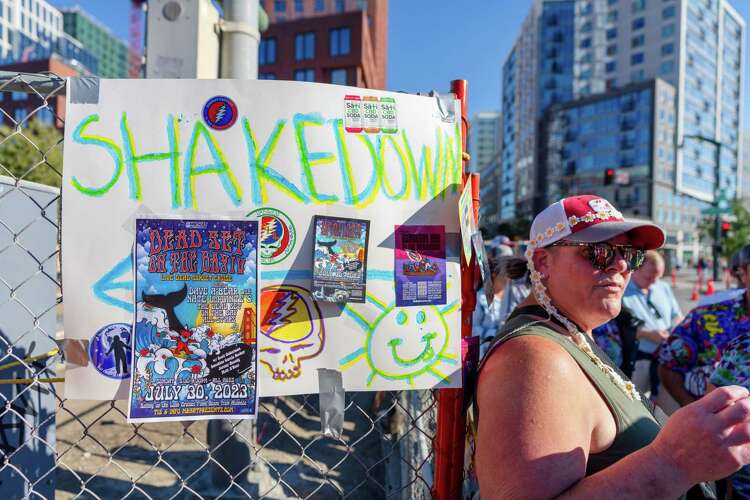 Grateful Dead's Shakedown Street goes legit for Golden Gate Park shows