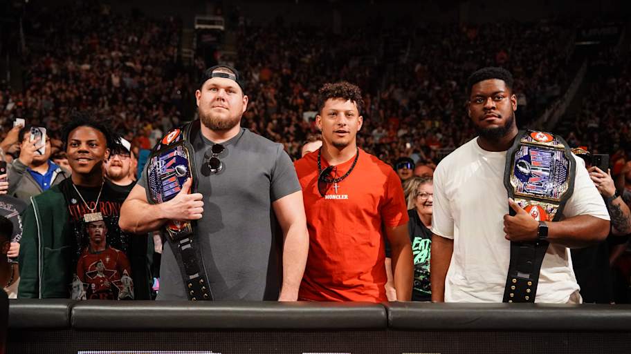 Creed Humphrey's response to Trey Smith's deal is pure offensive line joy