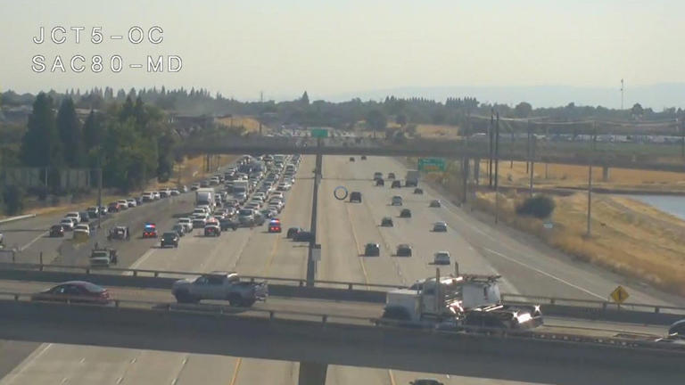 Multi-vehicle crash blocks eastbound I-80 in Sacramento's South Natomas