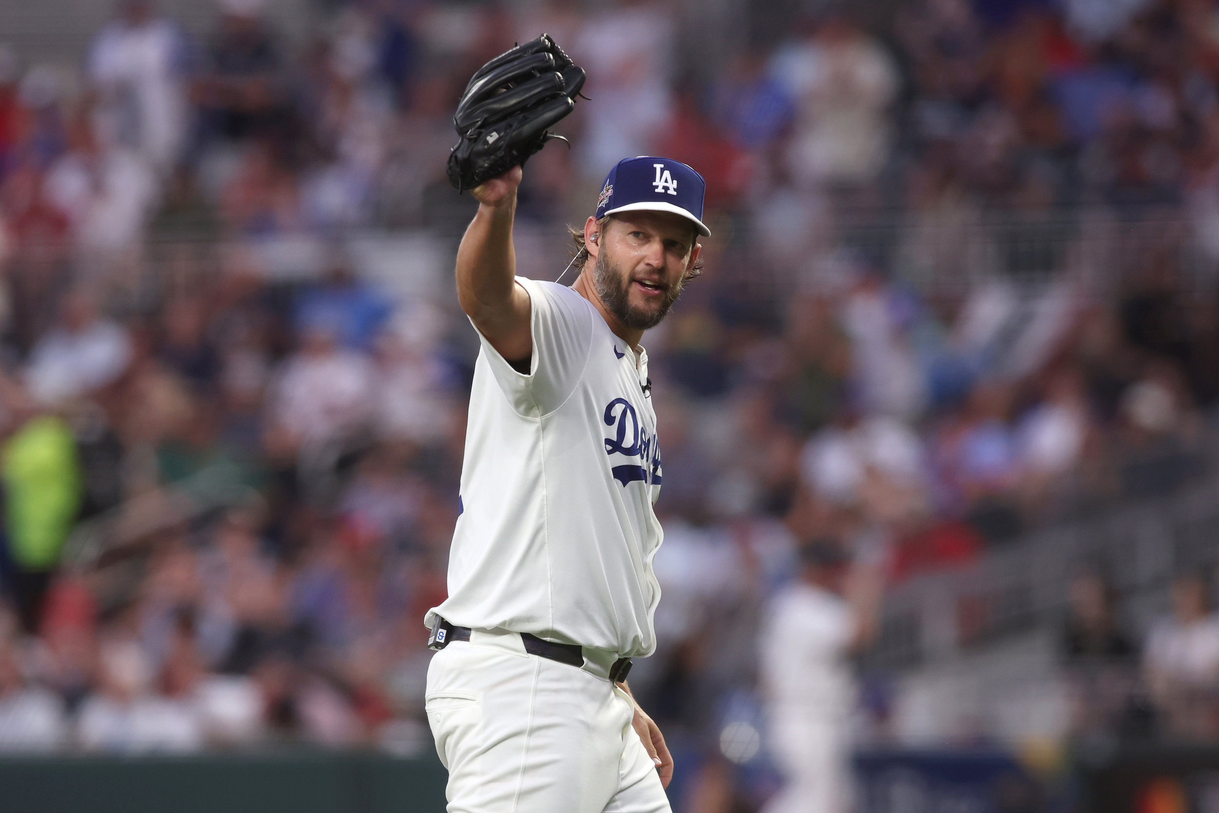 Clayton Kershaw caught on hot mic dissing Cal Raleigh at All-Star Game