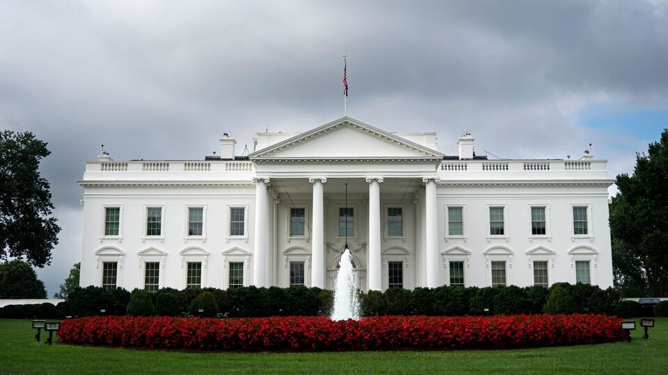 White House Lockdown: Secret Services close grounds after ‘security ...