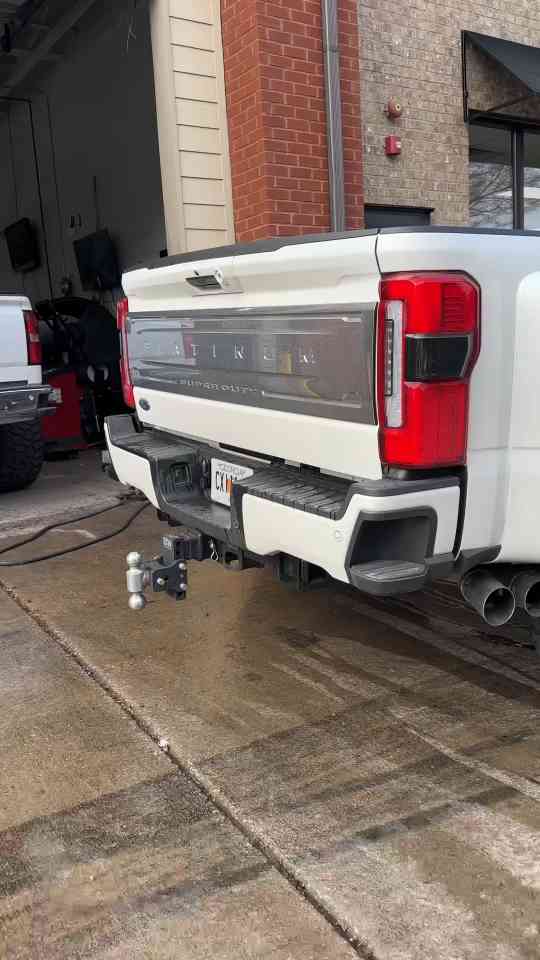 Ford F-450 Dually Sitting Clean on 28 Inch Wheels