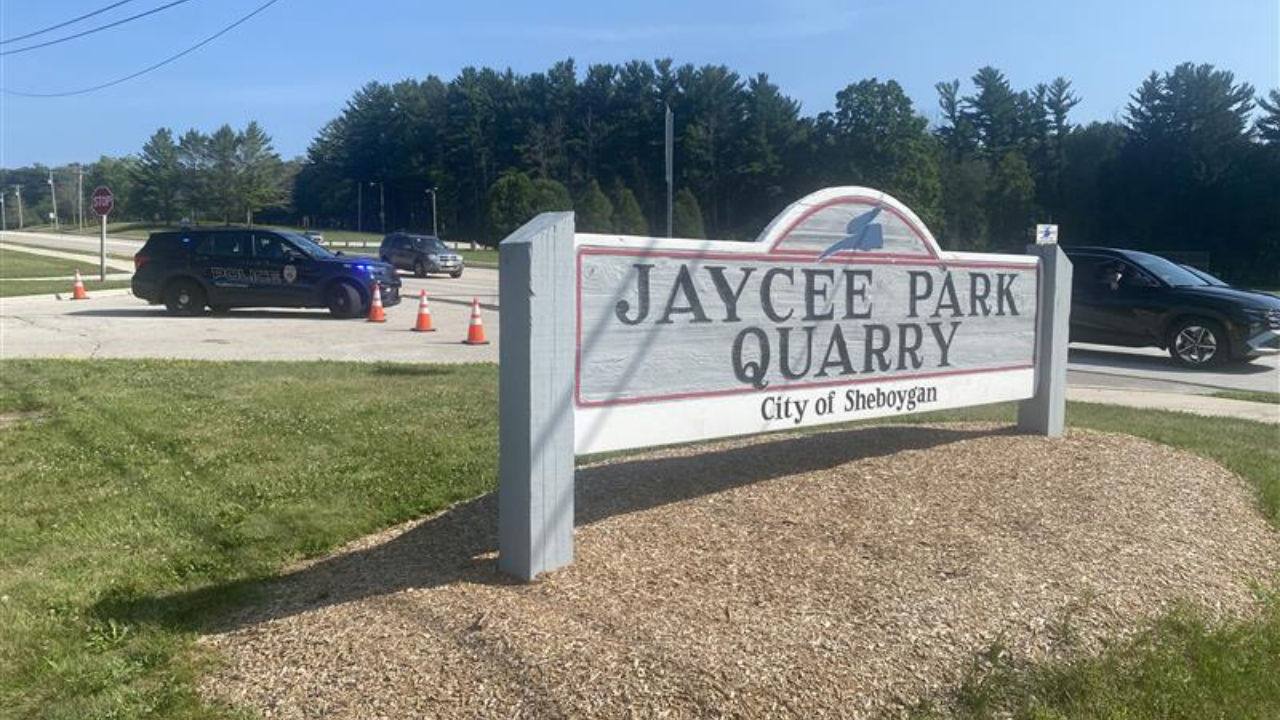 13-year-old boy drowns at Sheboygan quarry
