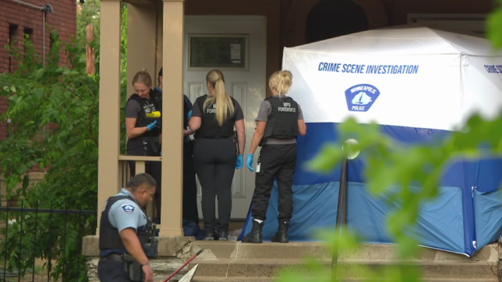 Minneapolis police searching for man wanted in connection with Elliot ...