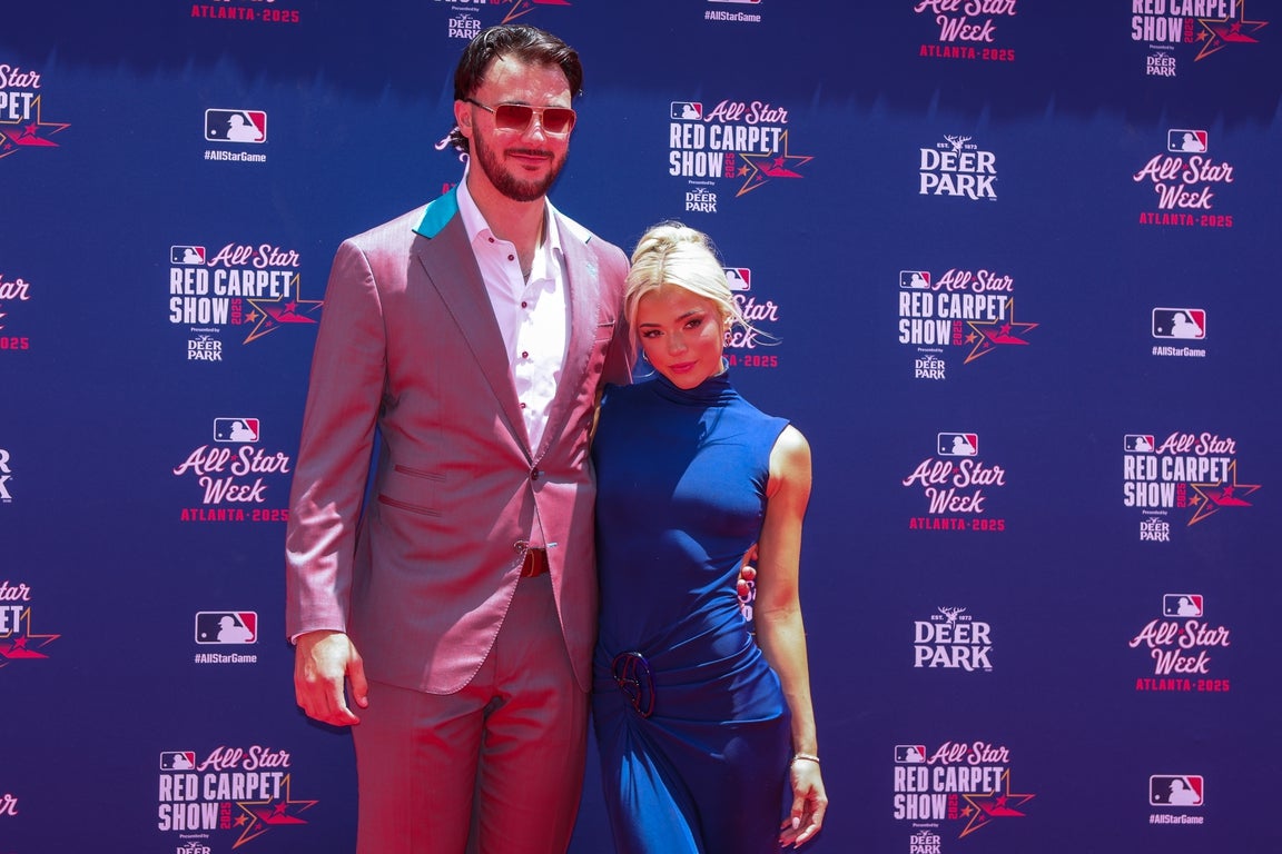 Fantastic photos of Livvy Dunne supporting MLB star Paul Skenes in the ...