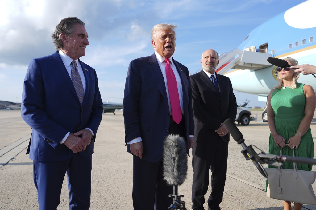 Trump to put tariffs of over 10% on smaller nations, including those in ...