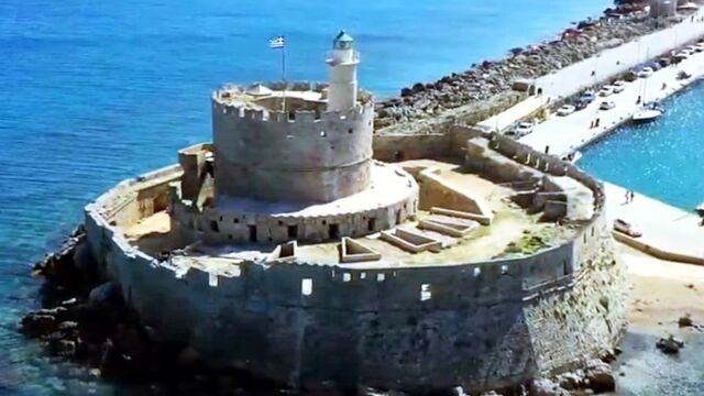 Σοκ στη Ρόδο: Οδηγός τουριστικού λεωφορείου απεβίωσε την ώρα που ...
