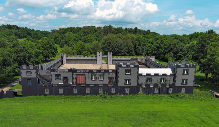 Castle for sale: Massive Birdsell Castle in Indiana hits the market ...