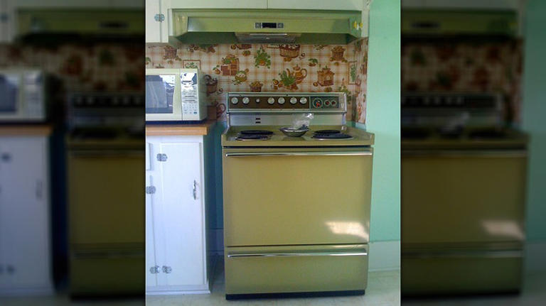 5 Things Your Mom Had In Her Kitchen In The '70s